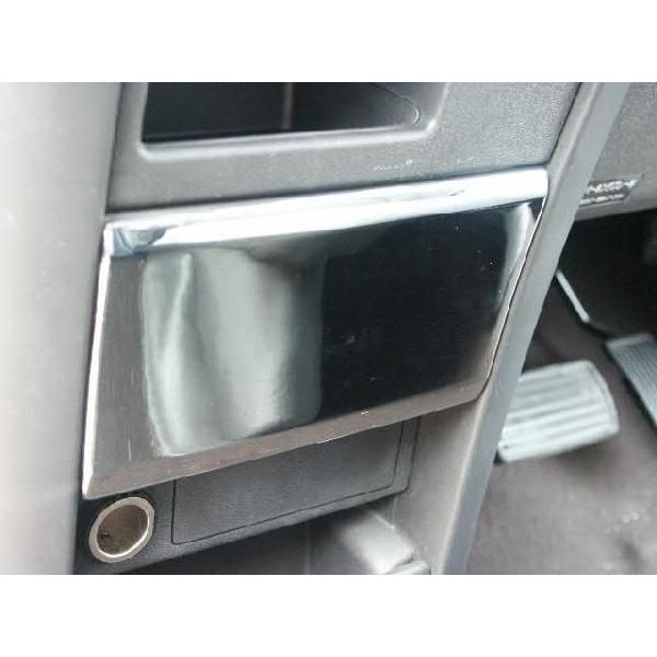 車名　ステップワゴン<br>型式　RG1〜4<br>年式　H17年5月〜H19年9月(前期)<br>　　　　H19年10月〜（後期）<br>取付は付属の両面テープにて簡単取付タイプです。&lt...