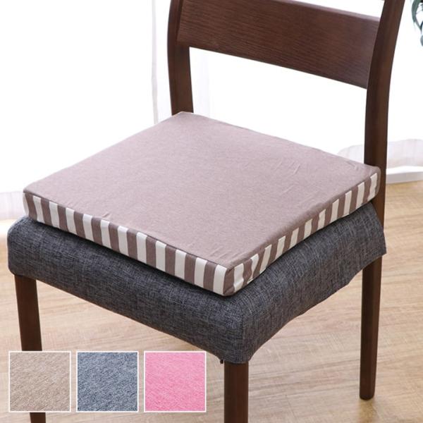 ●サイズ： 40×40cm  ●カラー：  ブラウン ピンク  ●組成：  側地=ポリエステル65%、綿35%中綿=ウレタンフォーム  ●原産国：  中国  ●洗濯表示：  洗えません。     ----●商品説明：  表地にニット素材を使...
