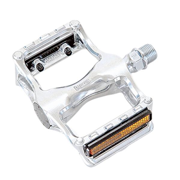 ・洗練されたボディデザインとベアリング技術の融合で高いポテンシャルを発揮するスポーツバイク用ペダル・タツノオトシゴ（Seahorse）の様な滑らかな曲線を意識しながら美しさにこだわったボディデザイン・軸中心から前方に5mm程オフセットした形...