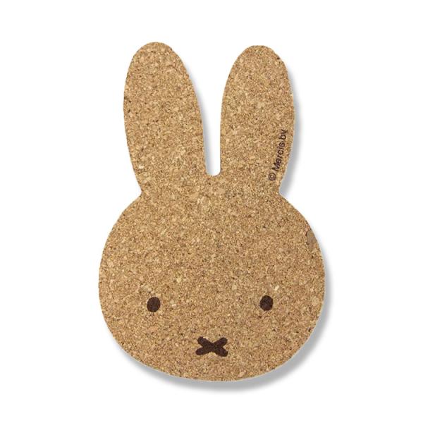 〔Miffy☆ディックブルーナ〕うさこちゃんのミッフィーからキッチングッズが登場です！！ダイカットタイプのコースターです♪【サイズ】約Ｈ１１３×Ｗ７８×Ｄ５ｍｍ【生産国】日本※　画像はあくまでも商品イメージになります。実際の商品と色や仕様が...
