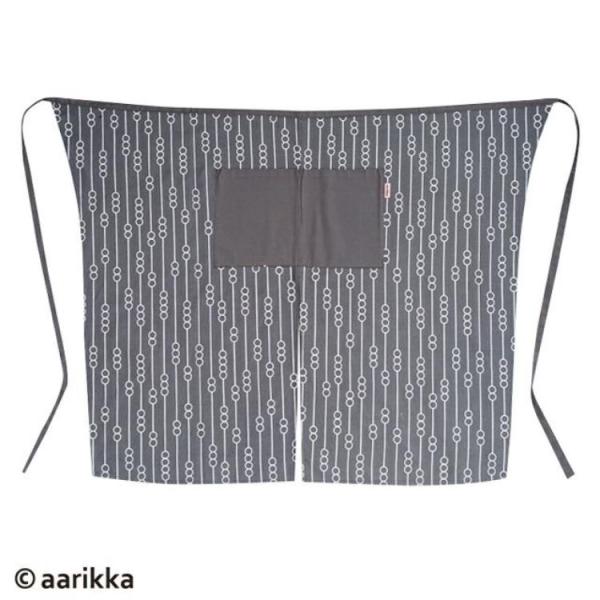 ［商品仕様］人気北欧ブランド・アアリッカのエプロンです。水辺の植物をイメージしたシンプルながらもおしゃれなデザイン♪【サイズ】約H75×W105cm【素材】綿100%【仕様】染料プリント、織りネーム［特記事項］※画像はあくまでも商品イメージ...