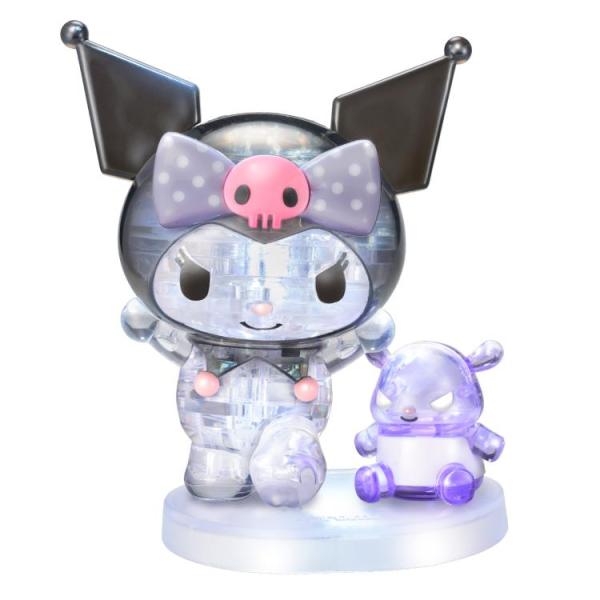 ［商品仕様］透明のパズルピースを組み立ててクリスタルのようなフィギュアを作り上げる立体パズル。 完成すると、黒いずきんとピンクのどくろがチャームポイントのクロミとバクのぬいぐるみができあがります。 お部屋のインテリアにも飾って楽しめます♪ ...