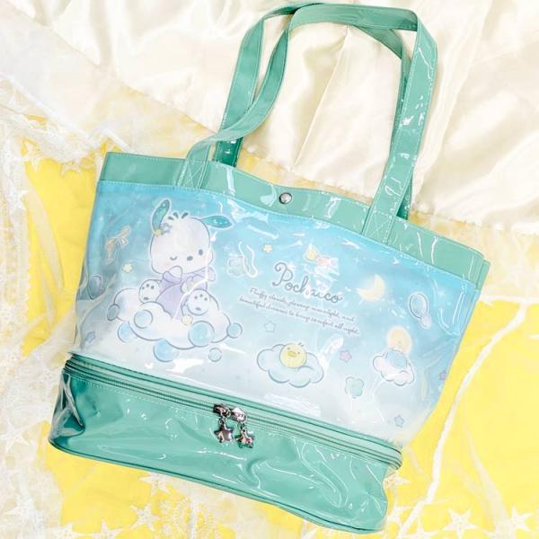 ［商品仕様］【サイズ】約H295×W400×D164mm(持ち手の長さ：約525mm)【素材】ＰＶＣ【生産国】中国［特記事項］※画像はあくまでも商品イメージになります。実際の商品と色や仕様が異なる場合がありますので、予め御了承ください。