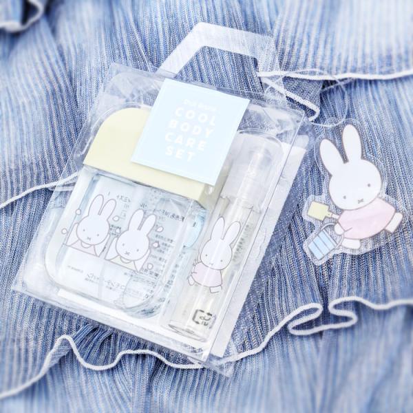 ［商品仕様］【パッケージサイズ】約W96×H110×D30mm【セット内容】　クールロールオンジェル：1個　クールボディミスト：1個【内容量】　クールボディミスト：40ml　クールロールオンジェル：6ml【素材】　メントール配合(清涼成分)...