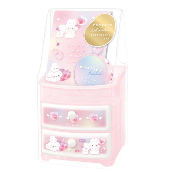 ［商品仕様］【サイズ】 パッケージ：約H120×W90×D85mm ペン立て：約H92×W82×D84mm 【素材】PS、紙、PP 【内容】ペン立て、メモ、マスキングテープ 各1個 【生産国】中国［特記事項］※画像はあくまでも商品イメージに...