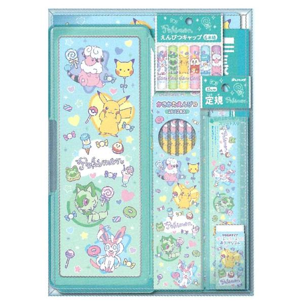 ［商品仕様］【サイズ】　クリスタルケース：約W185×H259×D42mm【セット重量】579g【セット内容】　・ホログラムふでばこ：1本　・かきかたえんぴつ2B：1箱(12本入)　・学習帳にあう消しゴム：1個　・下敷き：1枚　・定規：1本...