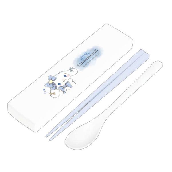 ［商品仕様］【本体サイズ】約H48×W191×D18mm【パッケージサイズ】約H225×W70×D18mm【ハシ長さ】約180mm【スプーンサイズ】約180mm【素材】ＡＳ樹脂・ＡＢＳ樹脂【生産国】日本【内容】ハシ・スプーン【仕様】食洗機可...