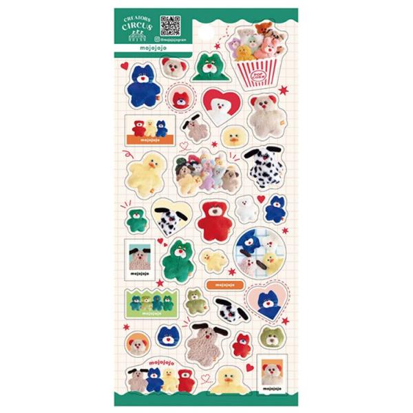 ［商品仕様］【サイズ】 パッケージ：約W95×H200mm シート：約W90×H195mm 【素材】PET 【生産国】日本 【クリエイター紹介】 設定を持たないぬいぐるみをつくっています。見る人の想像が広がる余白を大切にしています。［特記事...
