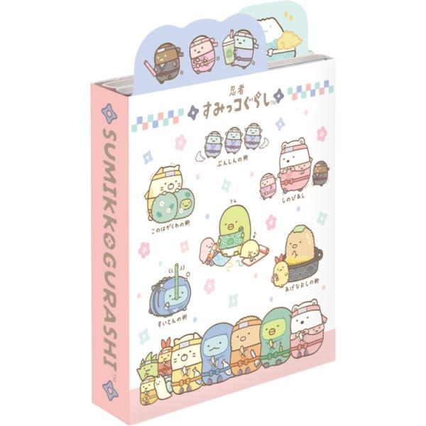 ［商品仕様］とかげが忍者のしゅぎょうをしているとみんながあつまってきて、みんなでにんにん忍者ごっこ♪きょうりゅうだとバレずにかくれることが、ちょっぴりうまくなったとかげなのでした。すみっコぐらし『忍者』シリーズです。【サイズ】約90×70m...