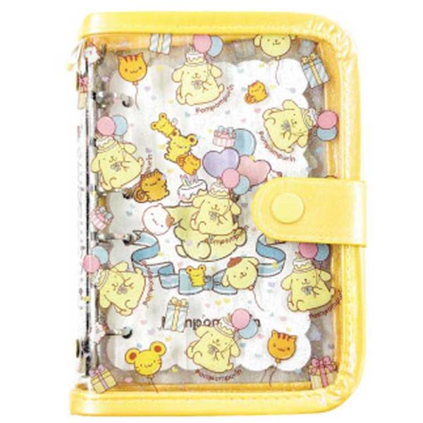 ［商品仕様］【サイズ】本体：約H160×W125×D30mmパッケージ：約H165×W130×D32mm【素材】PVC、PU合皮、PP、金属【内容】透明リフィル10枚入り［特記事項］※画像はあくまでも商品イメージになります。実際の商品と色や...