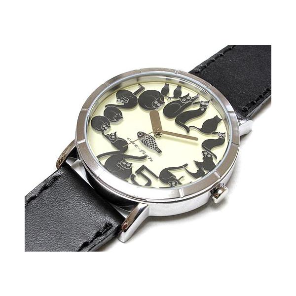 【CAT-FISH】文字盤の時間の数字をかたどるネコ達と一匹のオサカナ。それぞれのシルエットが立体になっているため一匹ごとの仕草や表情がいっそう引き立ちます。文字盤は黒ネコと白ネコの2種類ベルトはカーフ（牛革）の黒と茶のほか毛皮ベルト（幼牛...