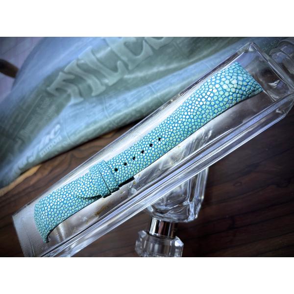 ★この商品は一点もの限定特別サービス価格での販売です。画像は色味が実物とやや異なることがあります。●この商品のラグ幅は20mmで製作されていますが19mmに修正可能です。ご希望の方は通信欄にご記載ください。●この商品には既成の尾錠が標準装備...