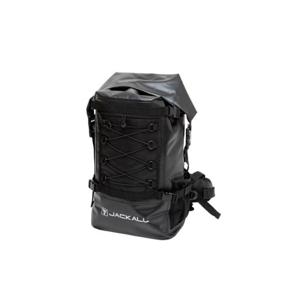 ポリエステル系の繊維を合成樹脂フィルムではさんで溶着したターポリン素材を採用。水に強く、摩擦にも強い生地のためハードユーズも安心です。多少の汚れはふき取ることができるため、お手入れも簡単。水辺のアクティビティに最適です。収納機能も充実してお...