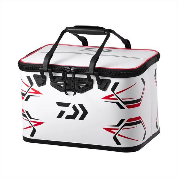 簡易コマセプレスボードを標準装備！実用性のある機能を搭載したセミハードバッカン！磯釣りのシチュエーションを考慮して実用性を追求したセミハードバッカン。◆簡易コマセプレスボード標準装備。◆磯場で岩の突き抜けを防止する底強化ボード入り。◆底強化...