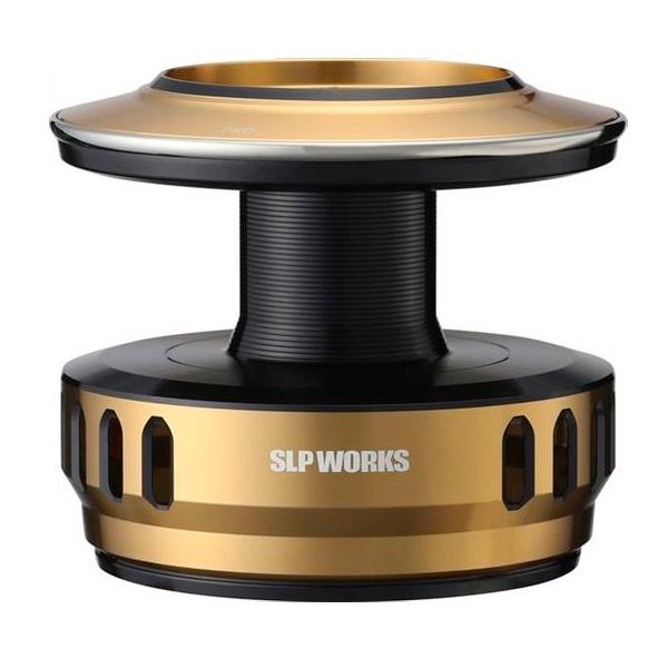 25ソルティガ(SALTIGA)オプションスプールが登場。ゴールドを基調としたパーツで高級感があり、ドレスアップ効果を高めます。■25000・・・長時間にわたり、幾度となく繰り返される大型魚の走りに耐え、高ドラグ域での摩耗損傷や焼き付きを防...