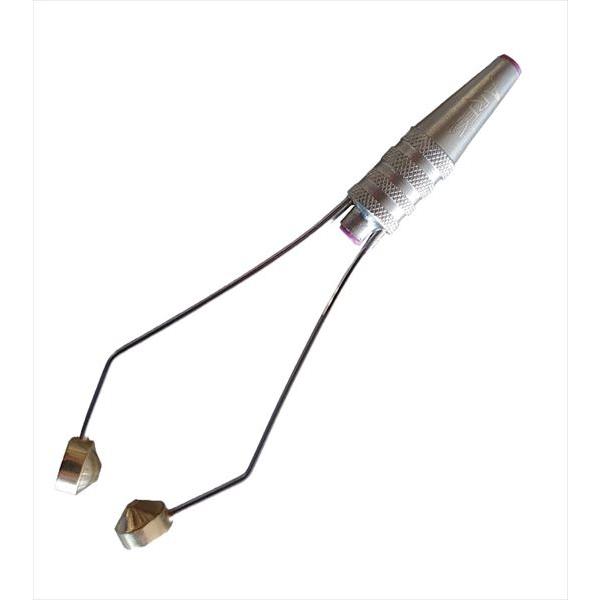 ボビン(糸巻き)をセットし、糸を巻くツールです。ほぼすべての糸径に対応。