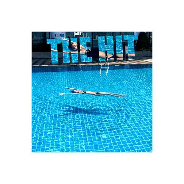 フィメールラッパーHITが”Be!!”リリース以前に制作していた1stアルバムがついにリリース。※初回限定ステッカー特典付き!!【TRACK LIST】1. SWITCH / prod. MASAYA YONEYAMA2. BIG FIVE...