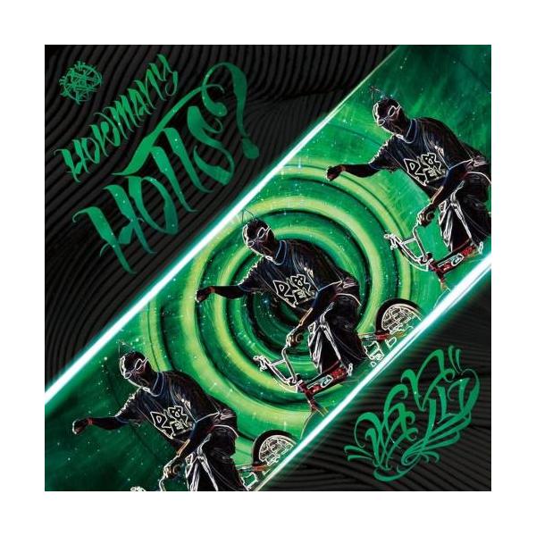 レゲエの現場で暗黙のルールや空気を読まずに怒られたりもするけどラガマフィンというより彼はマガマフィンDeeJay。【TRACK LIST】1. SPACE挨拶 (pro.A7)2. 妖怪曲げbrothers (pro.A7)3. 明るい花と...