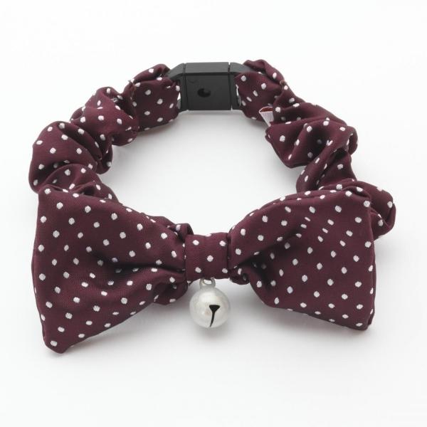 安心仕様、反射素材採用の猫専用首輪人気の反射素材を使用した猫専用首輪。力が加わると外れるバックル仕様。首周り:17〜24cm【ネコポス便利用条件】首輪は5個まで対応致します。ネコポス（250円）ご希望の方はご自身で配送方法でネコポスに変更し...