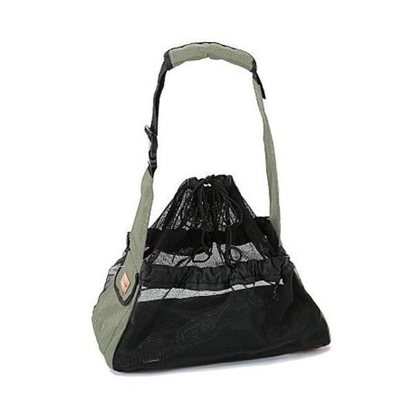 飼い主さんが犬猫ちゃんの顔が見れるハンモックタイプの肩掛けキャリーバッグです。太いベルトで肩が痛くなりにくく軽量タイプ。素材表地：ナイロン、PVCコーテイング裏地：210D(ポリエステル)、PUコーテイングメッシュ生地：ナイロン 商品サイズ...