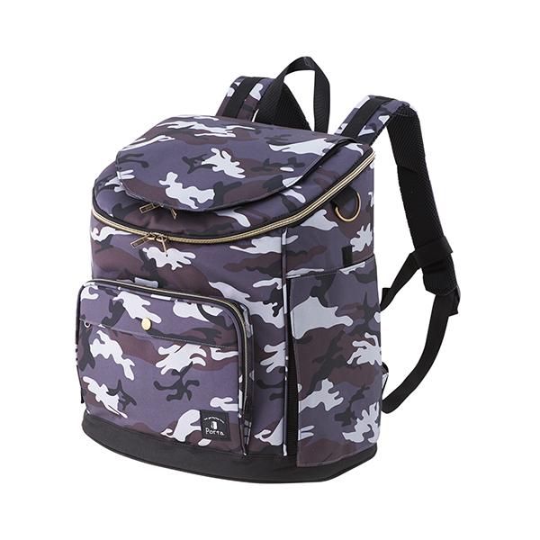 出先での散歩時に嬉しい豊富な収納、リュックタイプで疲れにくい犬用キャリー。上が大きく開いて出し入れしやすく、体に沿う形状で前に抱えて使うこともできるリュックタイプ。左と上にある通気性のあるメッシュ窓付。カバーは、ロールアップが可能。また、ク...