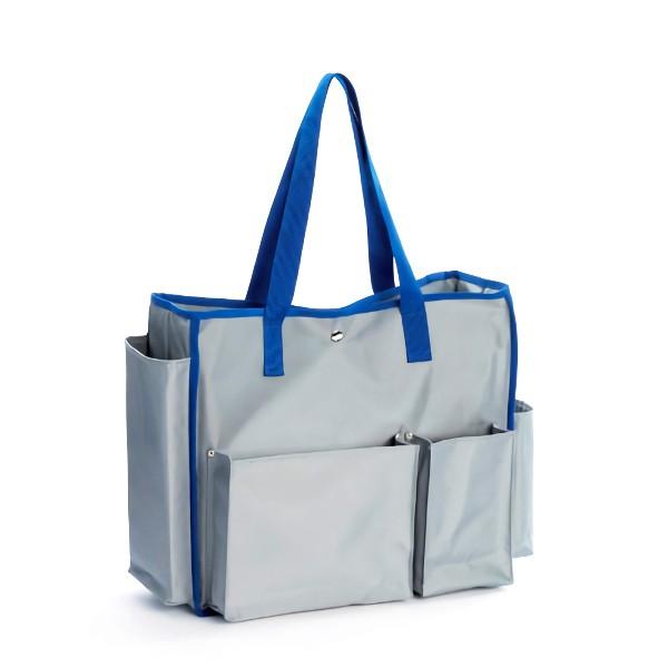 清掃小物を見せず、スタイリッシュに運べるトートバッグ。5色のカラーでゾーニング清掃にも対応します。置いたときに、袋が倒れず清掃小物の出し入れがスムーズに行えます。型番：DS-233-201-3JAN：4904771105710製造販売元：株...