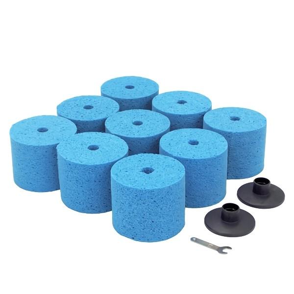 ローラーを転がすだけで施設内やグラウンドに溜まった大量の水を吸水し除去します。型番：CL-862-411-0JAN：4904771107936製造販売元：株式会社テラモト