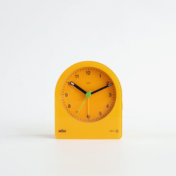 BRAUN 時計 置き時計 イエロー おしゃれ シンプル アナログ アラーム 目覚まし時計 トラベル 旅行 携帯 小型 ブラウン Alarm Clock BC22Y
