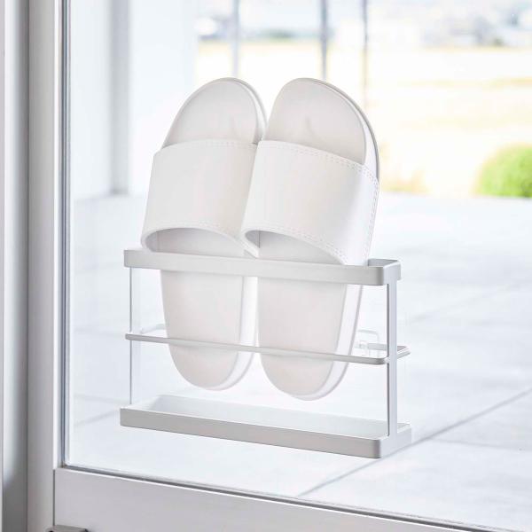 ・ブランド：YAMAZAKI（山崎実業）/日本・ジャンル：スリッパラック・主な素材：スチール ユニクロメッキ 粉体塗装（本体）/ポリプロピレン（トレー）/ポリカーボネート PET シリコーン（フィルムフック）・生産国：中国・サイズ：約W25...