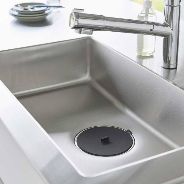 ・ブランド：YAMAZAKI（山崎実業）/日本・ジャンル：つけ置き洗いキャップ・主な素材：シリコーンゴム　マグネット・生産国：中国・サイズ：約W170XD179XH15mm・重量：約95g・耐熱温度：250℃・耐冷温度：-40℃・食洗機対応...