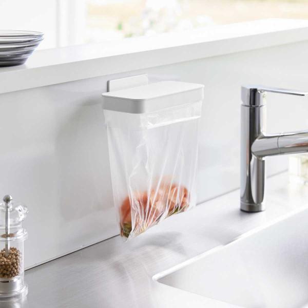 ・ブランド：YAMAZAKI（山崎実業）/日本・ジャンル：ポリ袋ホルダー・主な素材：スチール ユニクロメッキ 粉体塗装（本体）/ポリプロピレン マグネット（蓋）/シリコーンゴム（滑り止め）・生産国：中国・サイズ：約W180xD105xH80...