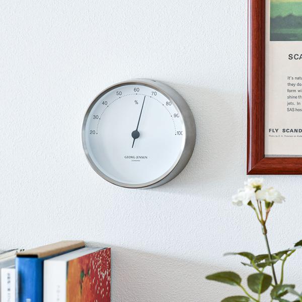 コッペルの時計は1978年にデザインされ、その後天候を測る実用的なアイテムなどへと広がりました。ヘニング コッペル(HENNING KOPPEL)は、「北欧デザインの父」と称され、代表的な「デンマーク・デザイン」を確立したデザイナーで、実用...