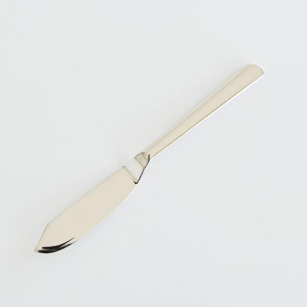 商品名：Asta フィッシュナイフブランド：ALESSI（アレッシィ）デザイナー：Alessandro Mendini（アレッサンドロ・メンディーニ）サイズ：約 長さ 20.5 cm素　材：18/10ステンレス鋼※メーカー化粧箱はございませ...