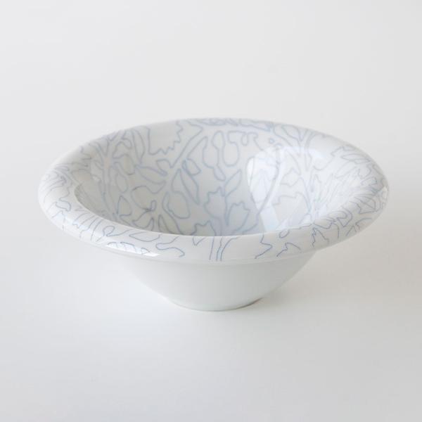 商品名：Blu Rose スモールボウルブランド：ALESSI（アレッシィ）サイズ：約 16.5×16.5 cm素　材：磁器※メーカー化粧箱はございません。※底の部分に凹みやスレが見られる場合がございますが不良品ではございません。※製品材質...