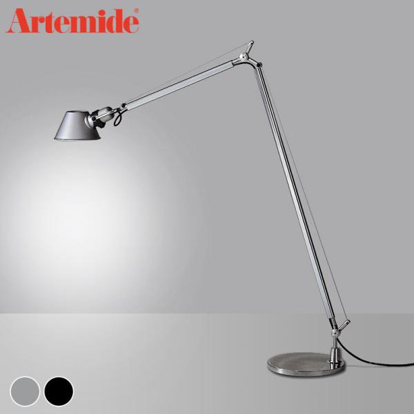 場所や用途を選ばない洗練されたデザイン1983年、ミケーレ・デ・ルッキとジャンカルロ・ファッシーナのデザインにより登場した「TOLOMEO（トロメオ）」シリーズ。アルミを使用したシンプルでスタイリッシュなデザインなのでお部屋のアクセントなり...