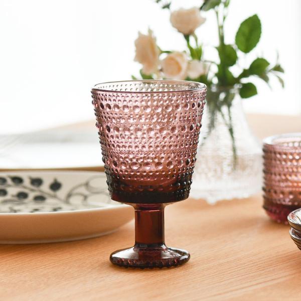 商品名：Kastehelmi ユニバーサルグラス 260ml 1個ブランド：iittala（イッタラ）デザイナー：Oiva Toikka（オイヴァ・トイッカ）サイズ：約 直径 8.5 cm × 高さ 13 cm／容量 260m素　材：無鉛ガ...