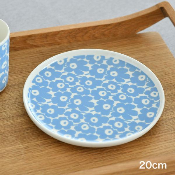 商品名：Pikkuinen Unikko プレート20cmブランド：marimekko（マリメッコ）テキスタイルデザイン：Maija ja Kristina Isolaサイズ：約 直径 20 cm材　質：磁器※食洗器、冷凍庫、電子レンジ、オ...