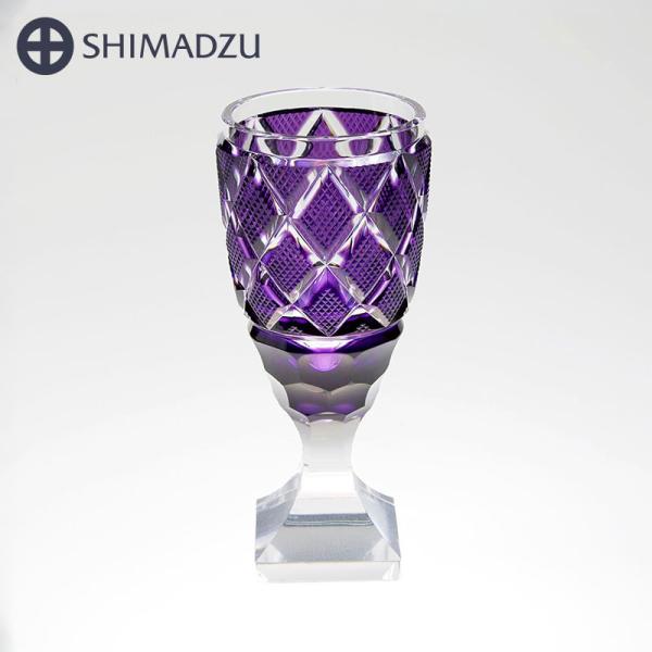 商品名：薩摩切子 脚付杯 大 cut63ブランド：島津興業 薩摩ガラス工芸サイズ：約 高さ 16 cm × 直径 7 cm / 容量 150 ml素　材：クリスタルガラス※ひとつひとつ職人による手作りにより若干サイズが異なる場合がございます...