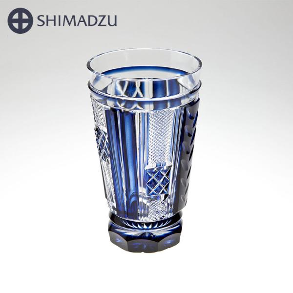 商品名：薩摩切子 トールタンブラーブランド：島津興業 薩摩ガラス工芸サイズ：約 高さ 13.7 cm × 直径 8 cm/ 容量 300 ml素　材：クリスタルガラス※ひとつひとつ職人による手作りにより若干サイズが異なる場合がございます。※...