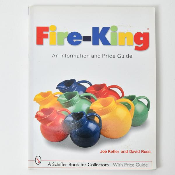 商品名：書籍 Fire-king An Information and Price Guide A Schiffer Book for Collectors with Price Guideサイズ：約 縦 27.9 cm × 横 21.6 ...
