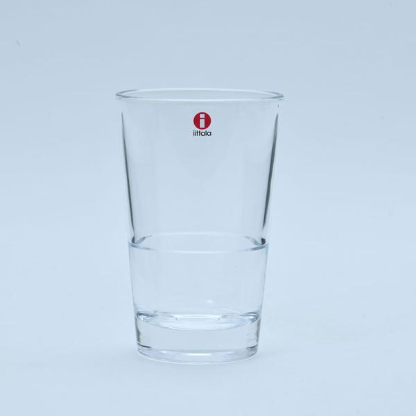 商品名：Konstantin Grcic タンブラー 320mlブランド：iittala（イッタラ）デザイナー：Konstantin Grcic（コンスタンチン・グルチッチ）サイズ：約 口径7.7cm　×　高さ12cm / 容量 320 m...