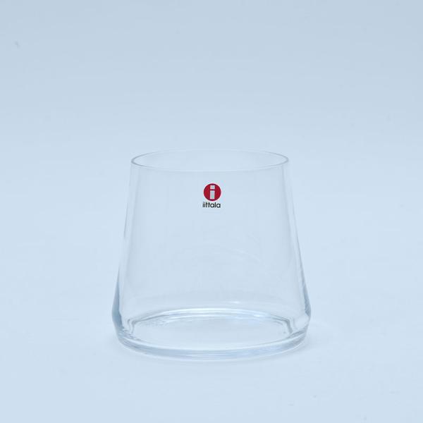 商品名：relations マークニューソン グラス 360ml Mブランド：iittala（イッタラ）デザイナー：Marc Newson（マーク・ニューソン）サイズ：約 口径 7cm × 高さ 8.5cm / 容量 360mlカラー：クリ...