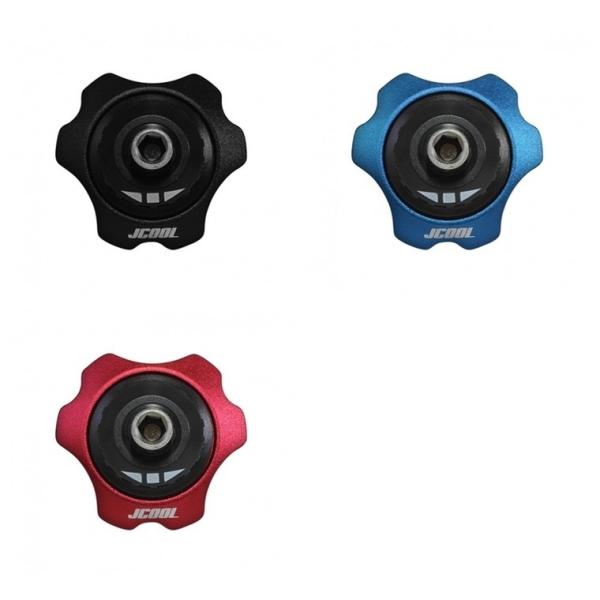 ●商品概要：1/4"ビットのラチェットツール手のひらに収まるサイズで狭いところでも使い易い。外径 52mm103g色： 黒　青　赤付属ツール：2mm/3mm/4mm/5mm/6mm/8mm/T25/T30/PH1/SL4●メーカー名：JCO...