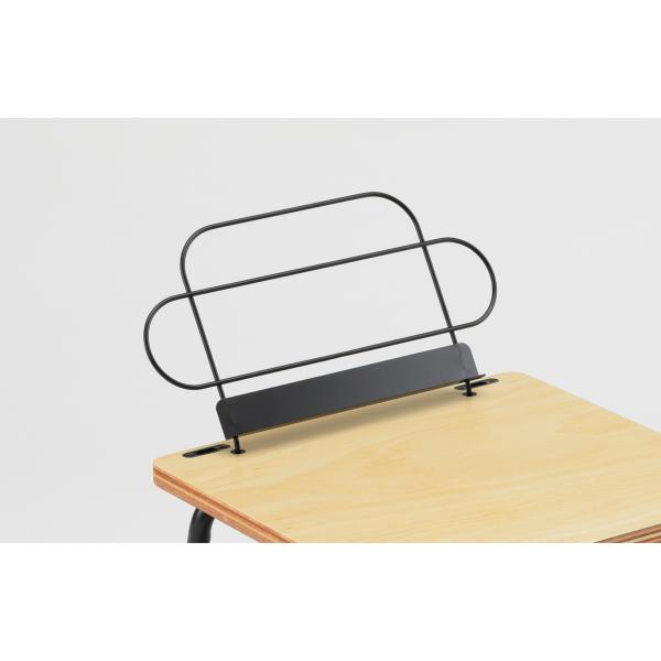 つくえいす TSU-1と効果音キーボード HEK-4Sに取付け可能な譜面立てです。※こちらの商品は譜面立てのみの商品となり、画像の机、キーボード等は付属いたしません。仕様材質：スチール寸法：W409×D35×H238mm重量：384g※この...