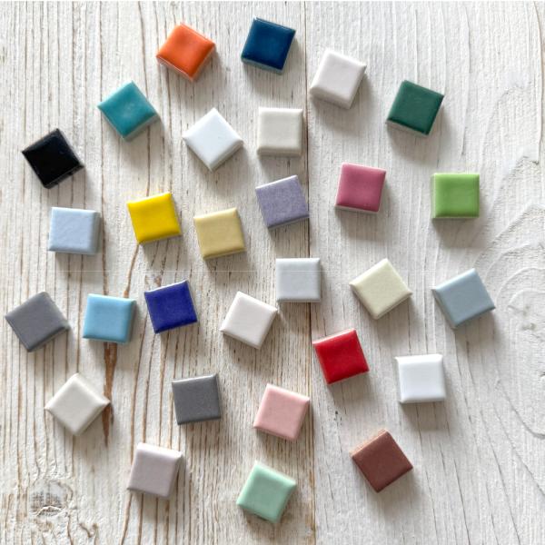 《モザイクタイル　セラカラー15　》≪200gバラ販売/袋≫ご自宅の壁やお店の壁をDIYでタイルをオシャレに飾ろう！オリジナル家具や雑貨をタイルでオシャレに作ろう！ジオラマ、ミニチュアをオシャレにタイルで飾ろう【商品名】モザイクタイル　セラ...