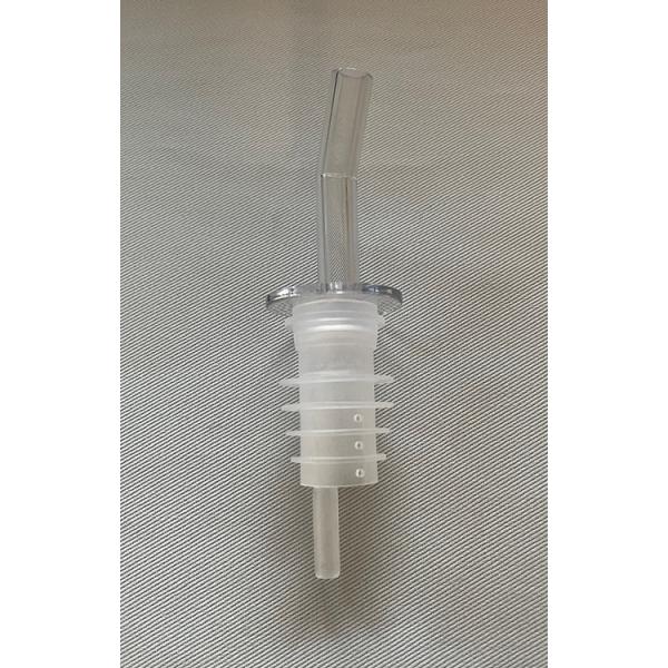 清潔で使いやすいフリーポアラーです。18mmから22mmの口径のボトルに対応しています。ほとんどの飲料、調味料に対応していて漏れどめ、たれ防止に役立ちます。