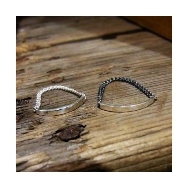 アティース・チェーン・IDリング（黒仕上げ）。★カラー黒仕上げです。俳優：佐藤健さんは別カラーの（白仕上げ）着用アイテムです。画像1枚目の右側の色です。★廃番商品で受注生産のみのモデルのため3週間ほどお時間いただきます。返品不可です。REL...