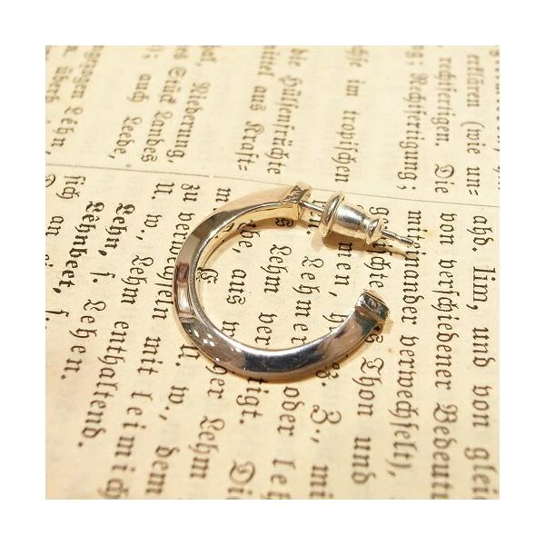 ガーデンオブエデン・シルバーフープピアス。商品番号 ED-GM16-S02