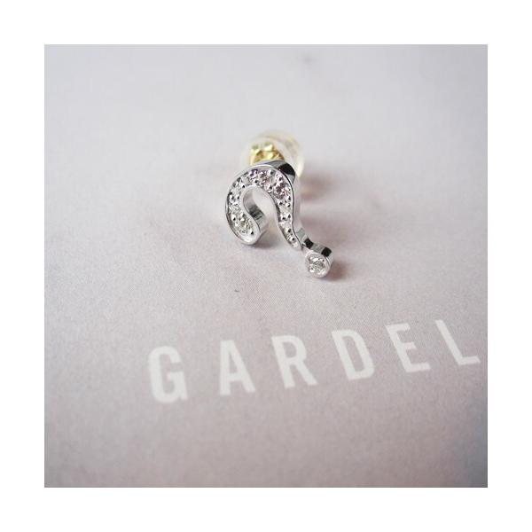 ガーデル・クエスチョンピアス・シルバー。商品番号 GDE-036 SV(ロジウム)/CZ.CLEAR