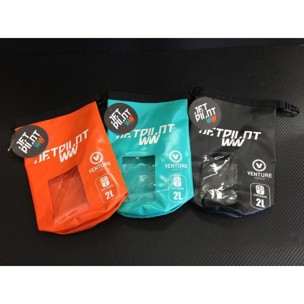 【 JET PILOT 】ベンチャー 2L ドライセーフバッグ (ACS21909)　　・コーティングされたターポリン　・ソニックウェルドシーム　・コントラストプリントのロゴ　・防水コートターポリン使用で水を通しません。　   ※水中で使用...